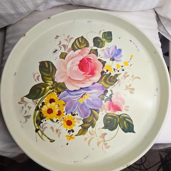 Dining | Vintage Toleware Metal Hand Painted Red Roses Tray | Poshmark